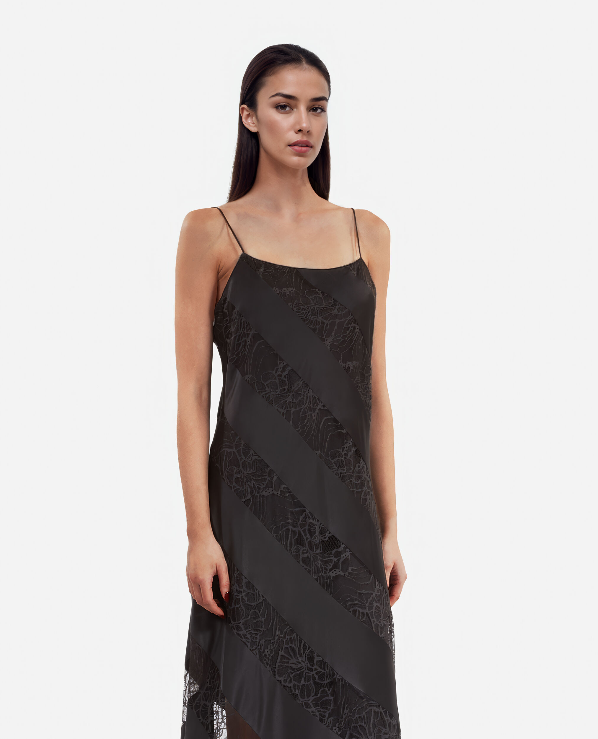 Robe nuisette longue en soie et dentelle noire | The Kooples - France