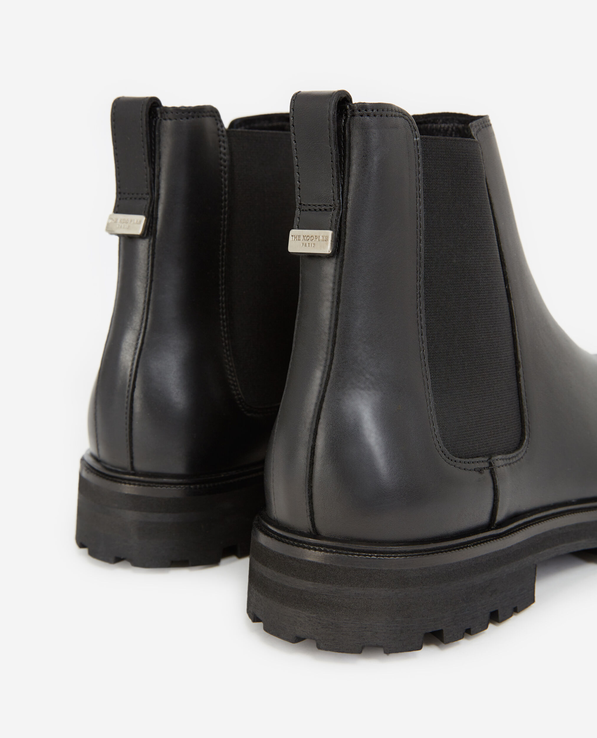 Chelsea boots noires à semelle crantée | The Kooples